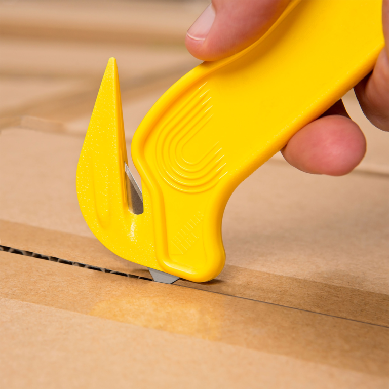 DFC364 Disposable Film Cutter - Pacific Handy Cutter