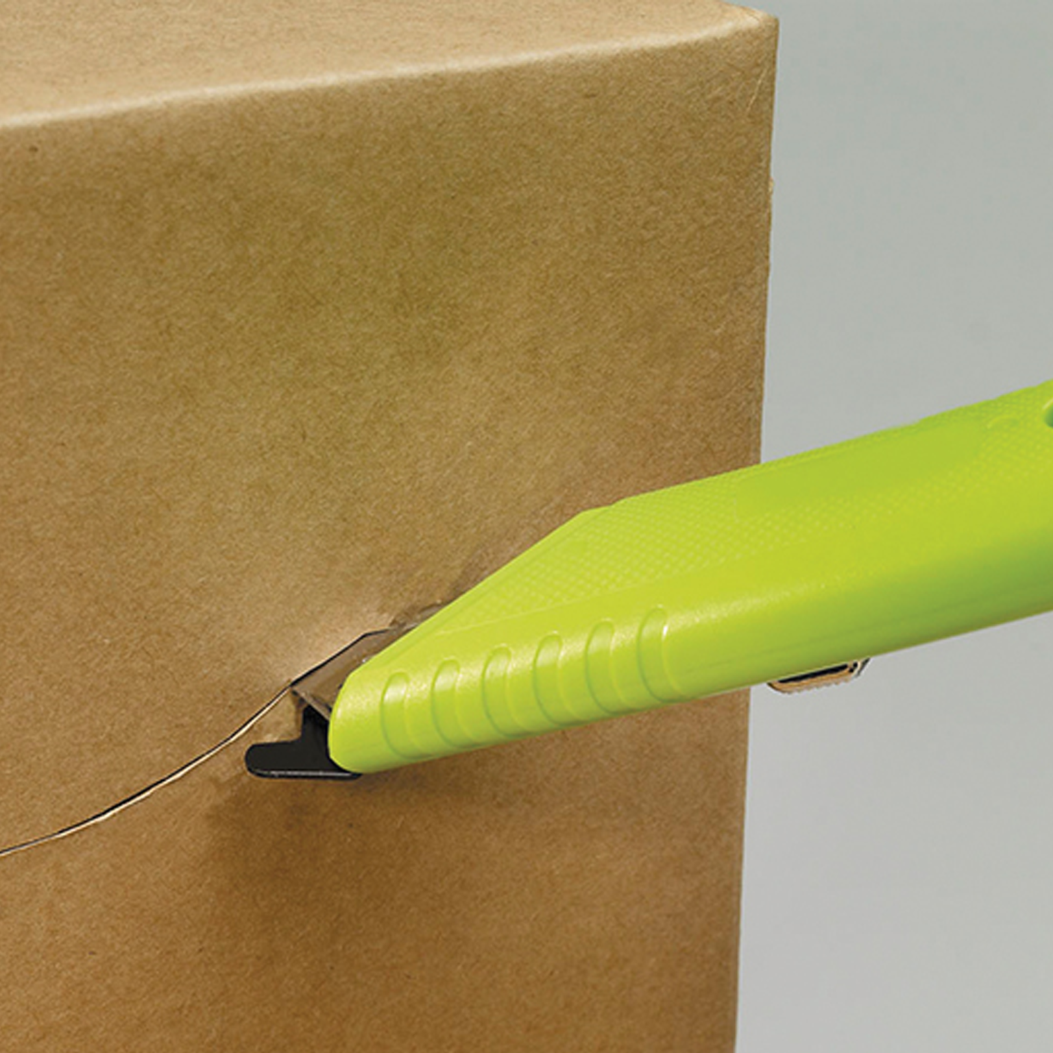 S5R™ Guarded 3-in-1 Safety Knife, Right-Handed - Pacific Handy Cutter